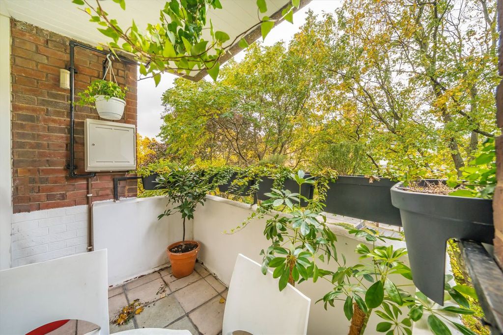 Baylis Road, Baylis Road SE1, 2 bed flat to rent, £2,700 pcm ...