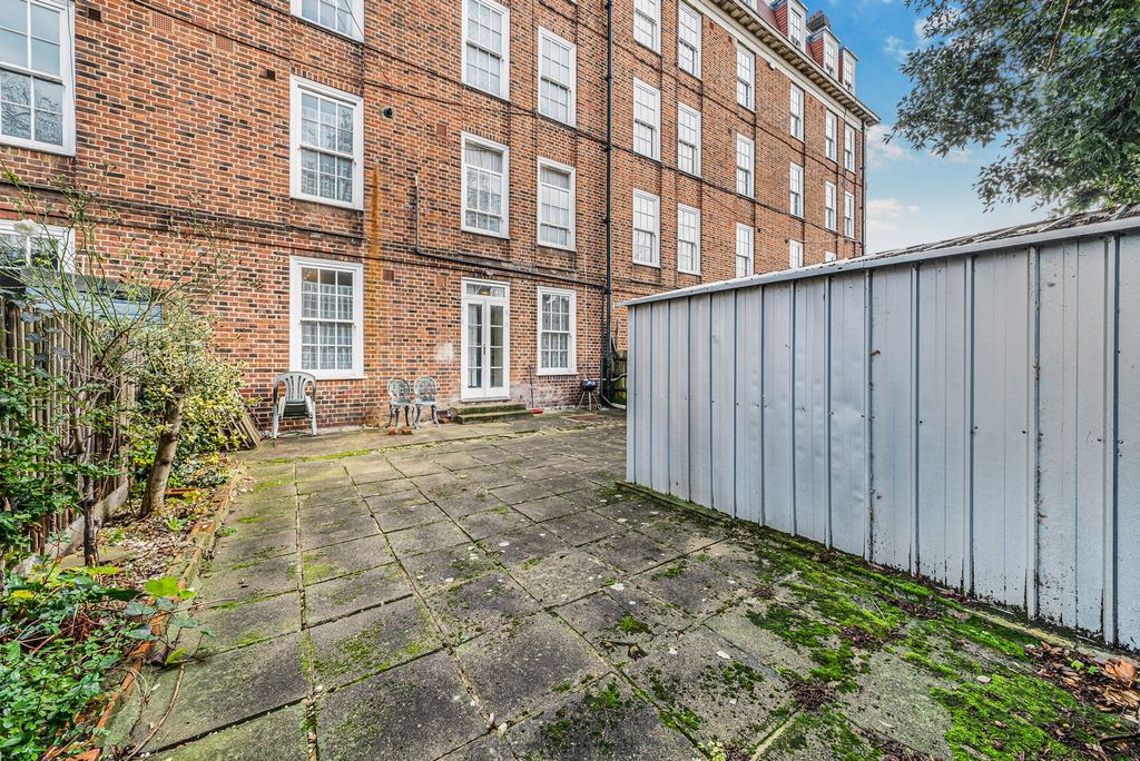 Ferndale Road, London SW9, 4 bed maisonette for sale, £600,000 ...