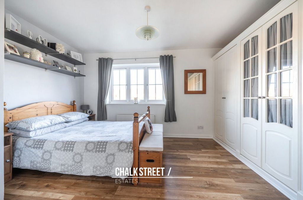 Spingate Close, Hornchurch RM12, 4 bed semi-detached house for sale, £ ...
