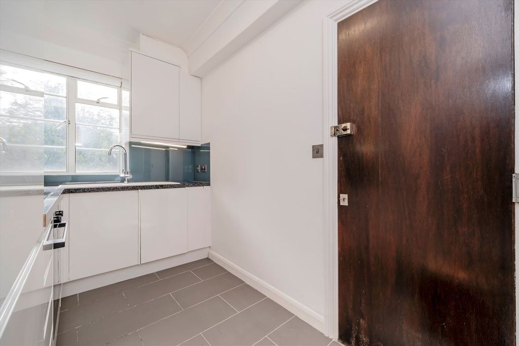 Maida Vale, Maida Vale W9, 1 bed flat to rent, £2,496 pcm | PrimeLocation