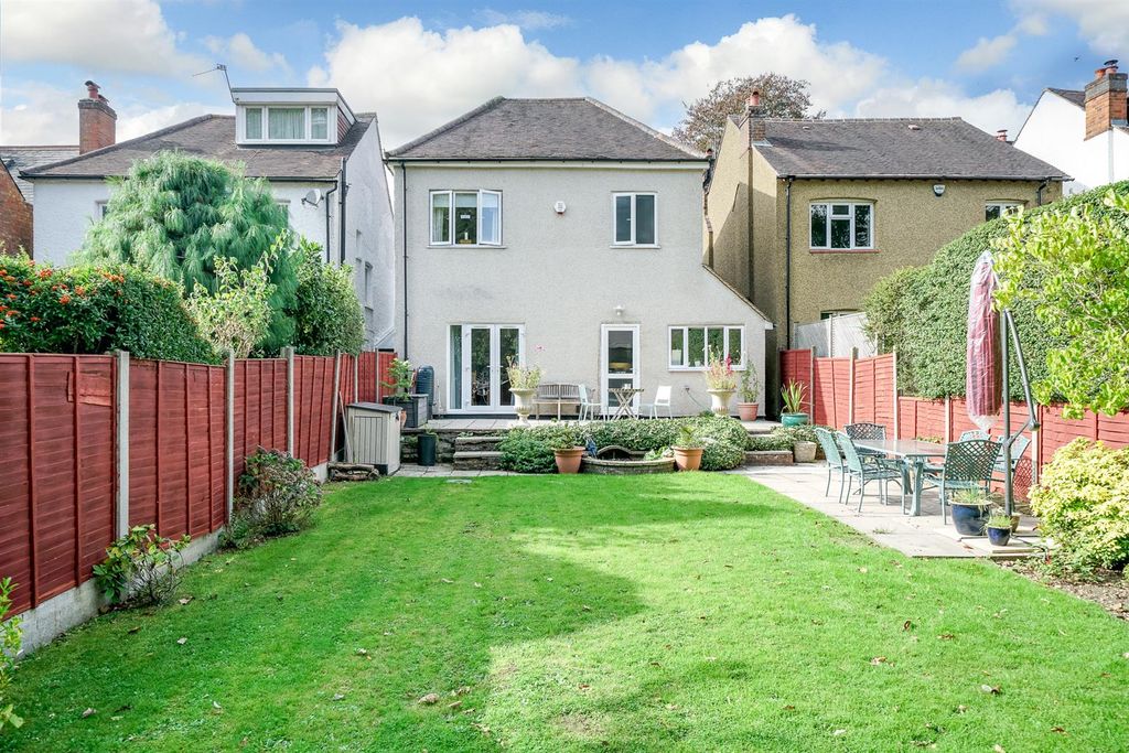 Lexham Gardens, Amersham HP6, 3 bed detached house for sale, £975,000 ...