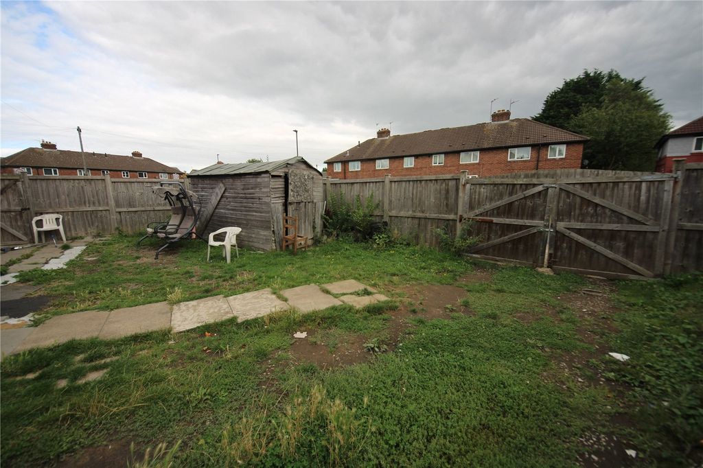 Burdyke Avenue, York, North Yorkshire YO30, 3 bed semi-detached house ...