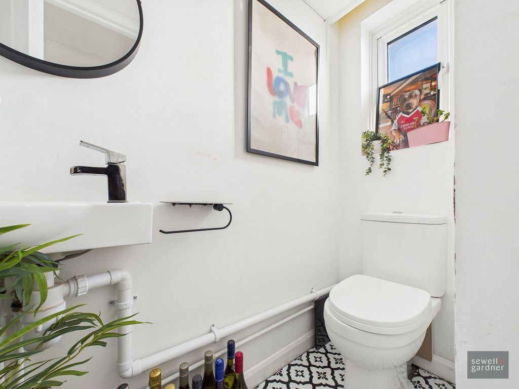 Chalfont Road, Maple Cross, Rickmansworth WD3, 2 bed semi-detached ...