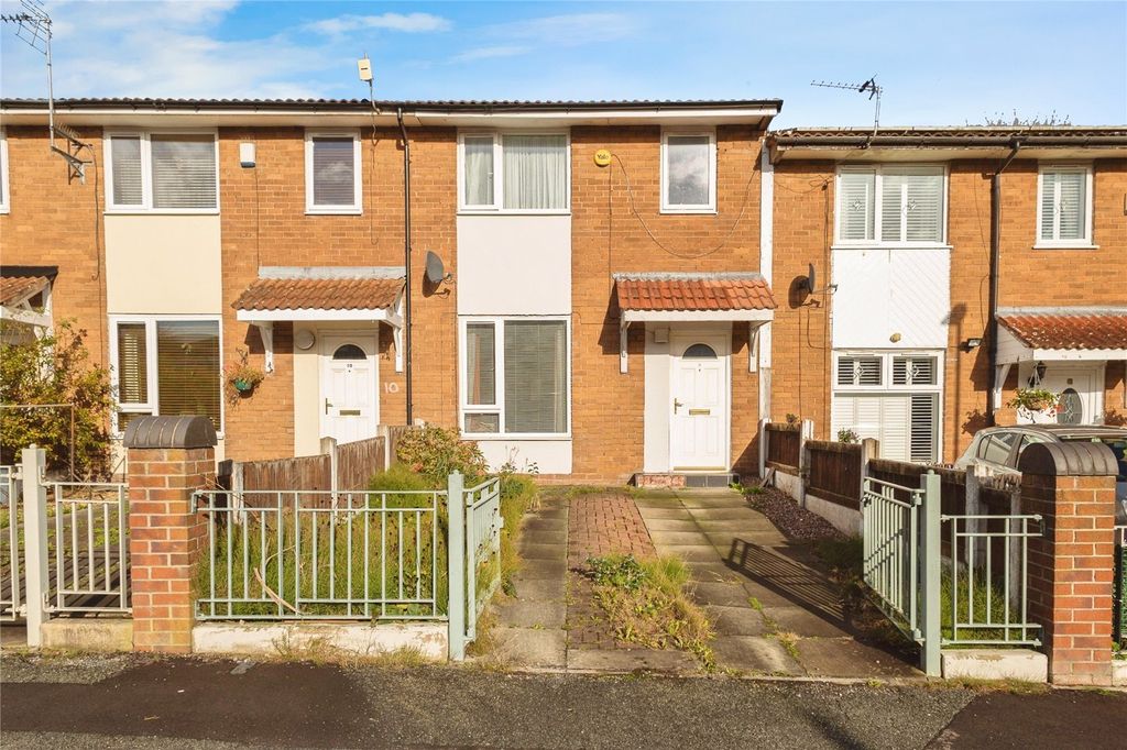 Nuneaton Drive, Manchester, Greater Manchester M40, 3 bed semi-detached ...