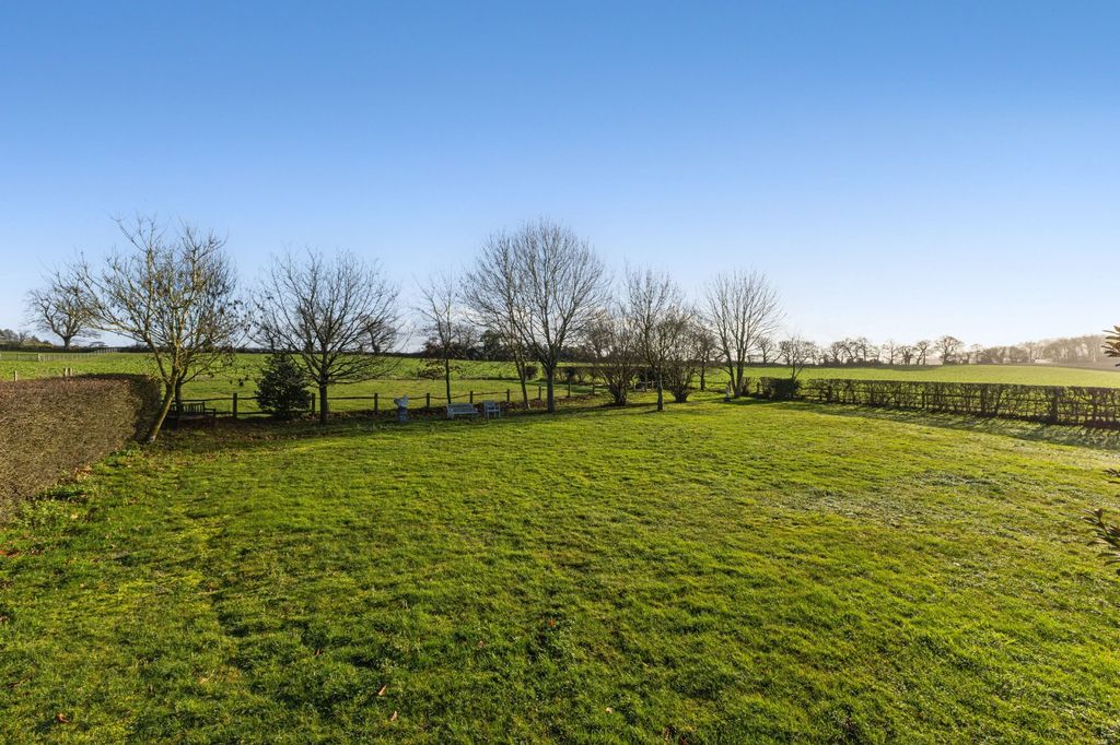 Duncton Common, Duncton, Petworth, West Sussex GU28, 3 bed detached ...