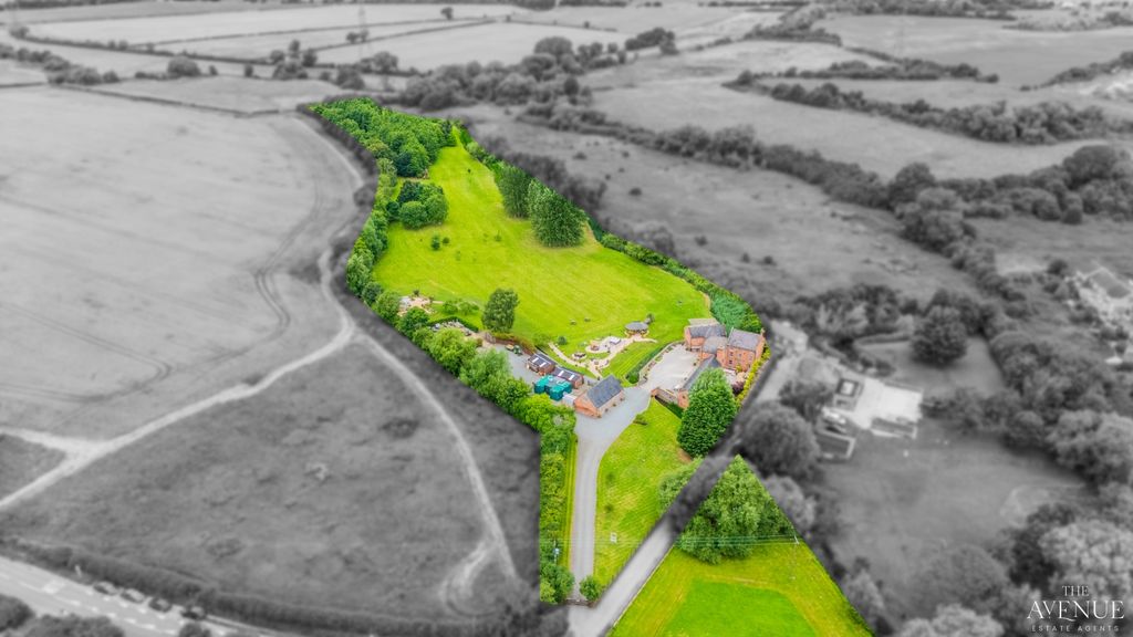 The Mill In Huncote, Leicestershire LE9, 5 bed country house for sale ...