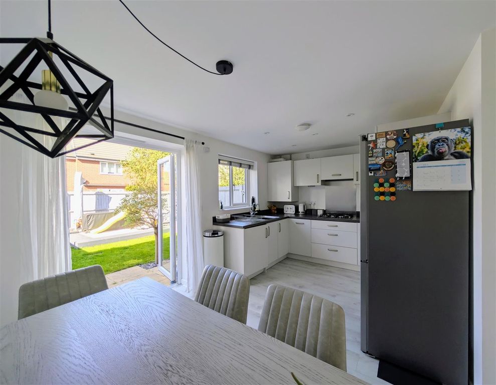 Attlebridge Way, Kingsway, Gloucester GL2, 3 bed end terrace house for ...