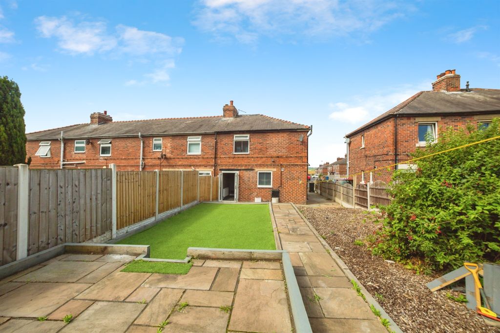 Park Avenue, Cudworth, Barnsley S72, 3 bed end terrace house for sale ...