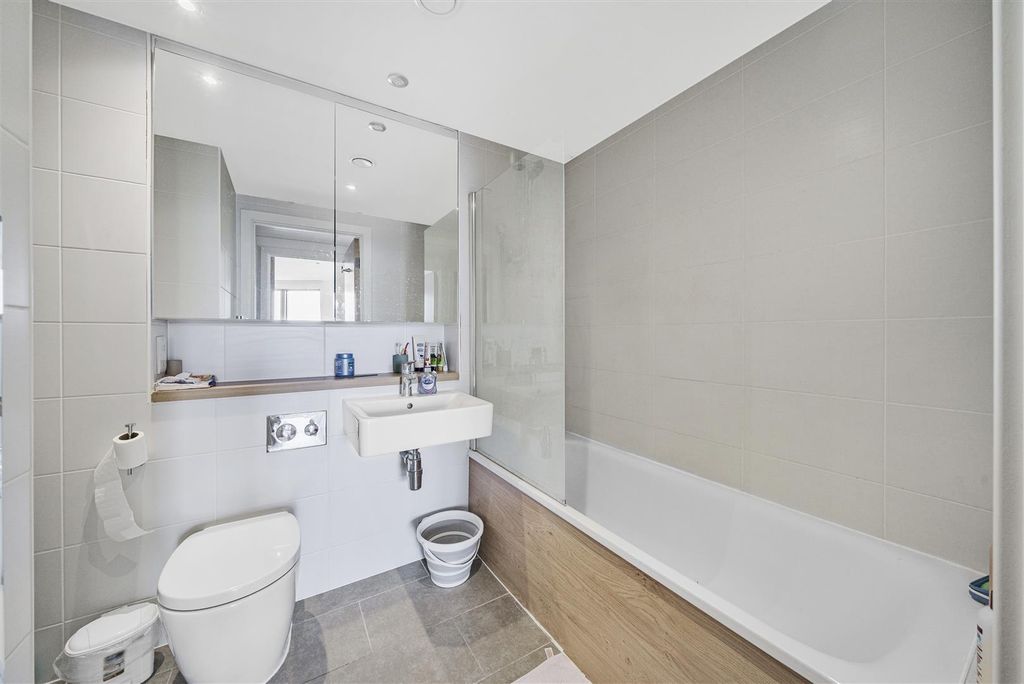 Hewitt, Alfred Street, Reading RG1, 12 bed block of flats for sale, £ ...