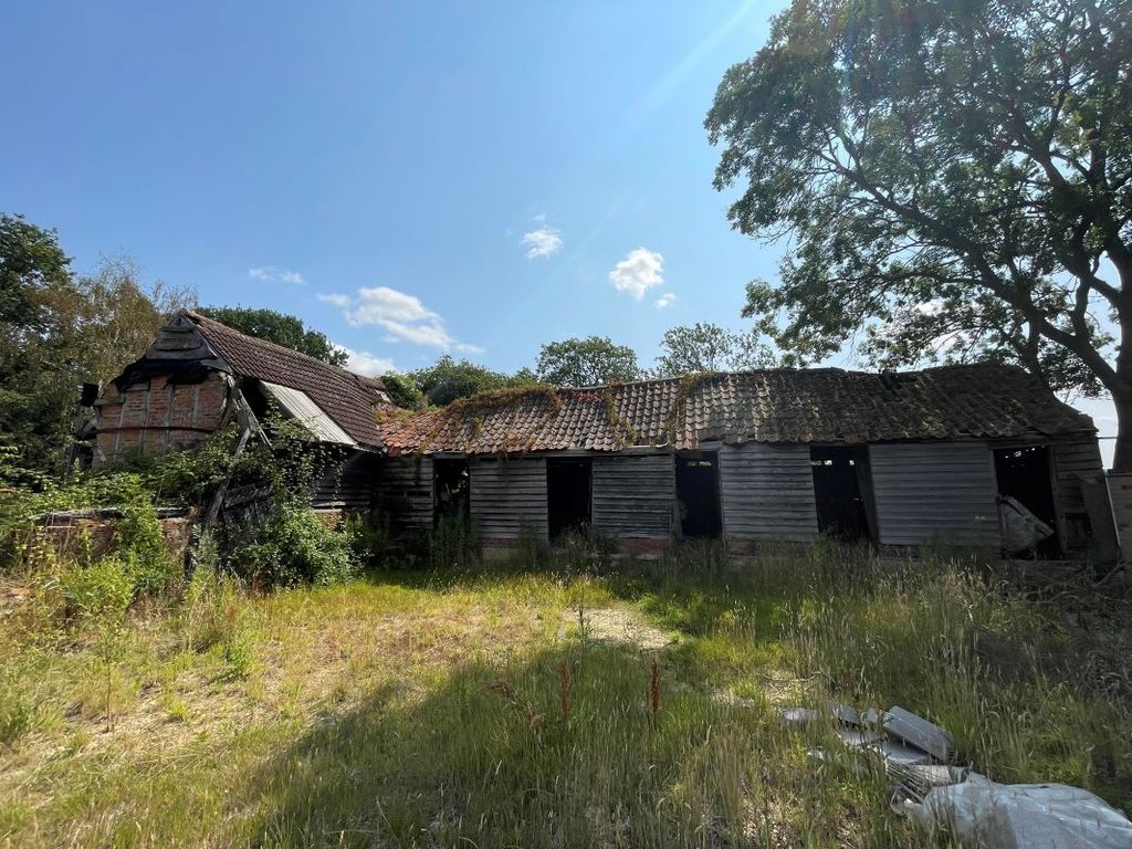 Barns Adjacent To Redhouse Farm, Riseley Road, Bletsoe, Bedfordshire ...