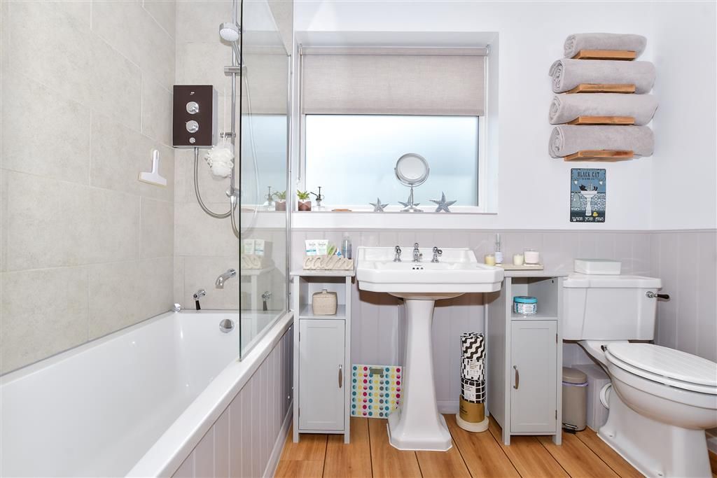 Berwyn Grove, Loose, Maidstone, Kent ME15, 3 bed semi-detached house ...