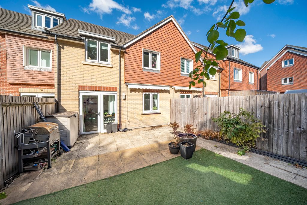 Monro Place, Andover SP10, 2 bed terraced house for sale, £260,000 ...