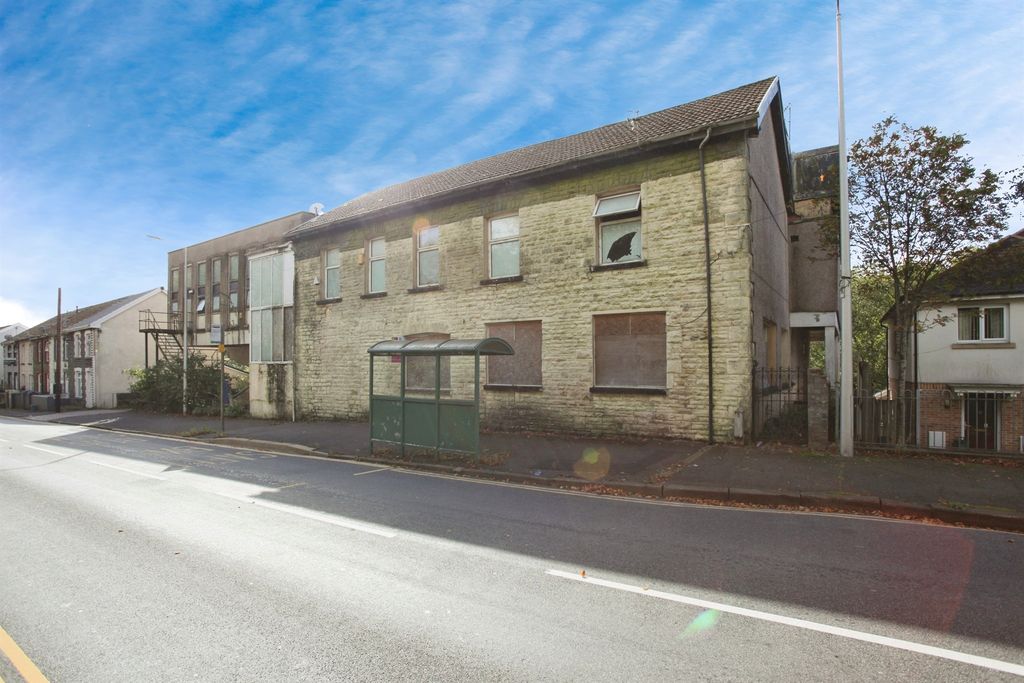 Brithweunydd Road, Tonypandy CF40, Property for sale, £125,000 ...