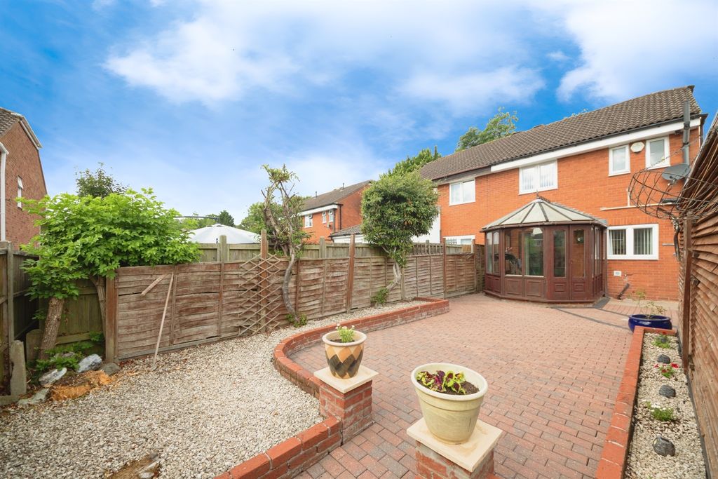 Damson Lane, Solihull B92, 3 bed semi-detached house for sale, £350,000 ...
