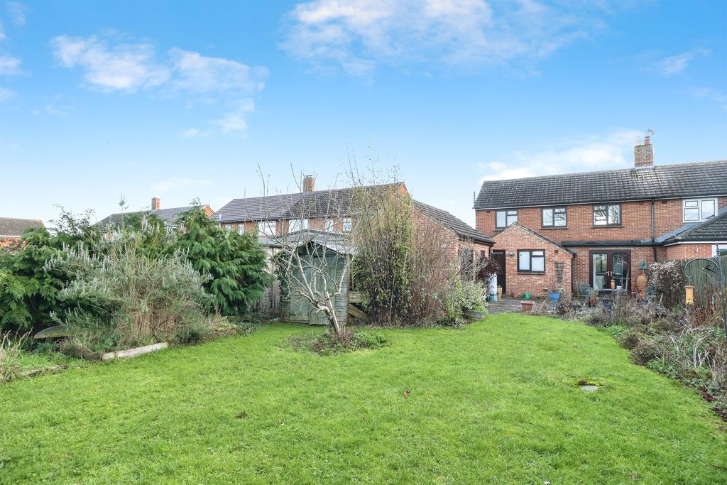 Millfield Avenue, Marsh Gibbon, Bicester OX27, 2 bed semi-detached ...