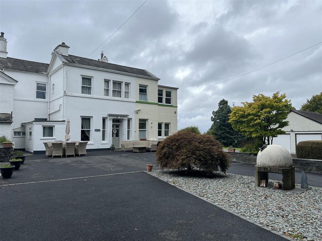 Kendal Road, Bowness-On-Windermere, Windermere LA23, 4 bed property for ...
