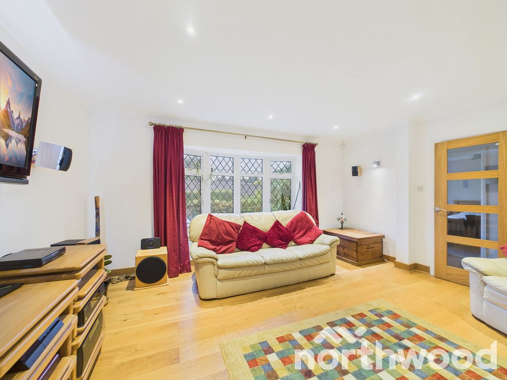 Lambden Road, Pluckley TN27, 4 bed chalet for sale, £625,000 ...
