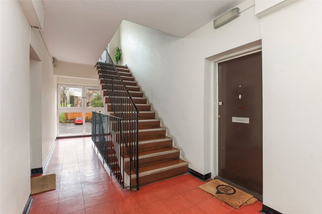 Plaintrees Court, Carriagehill Drive, Paisley, Renfrewshire PA2, 1 bed ...