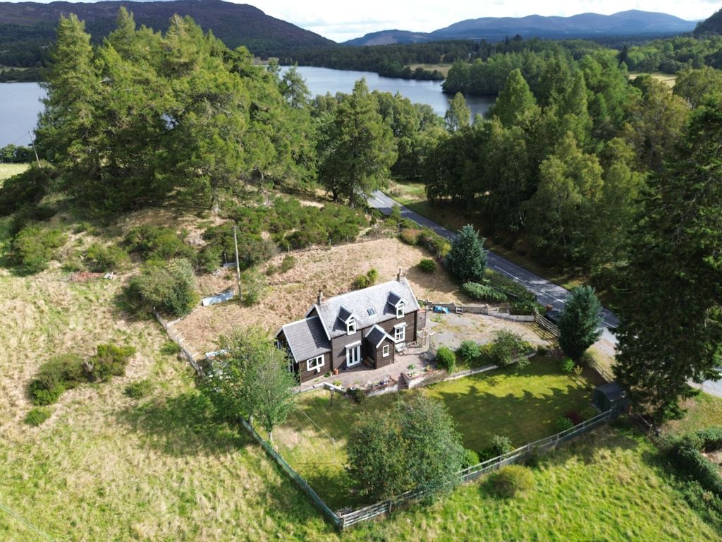 Loch Alvie, Aviemore PH22, 3 bed cottage for sale, £185,000 | PrimeLocation