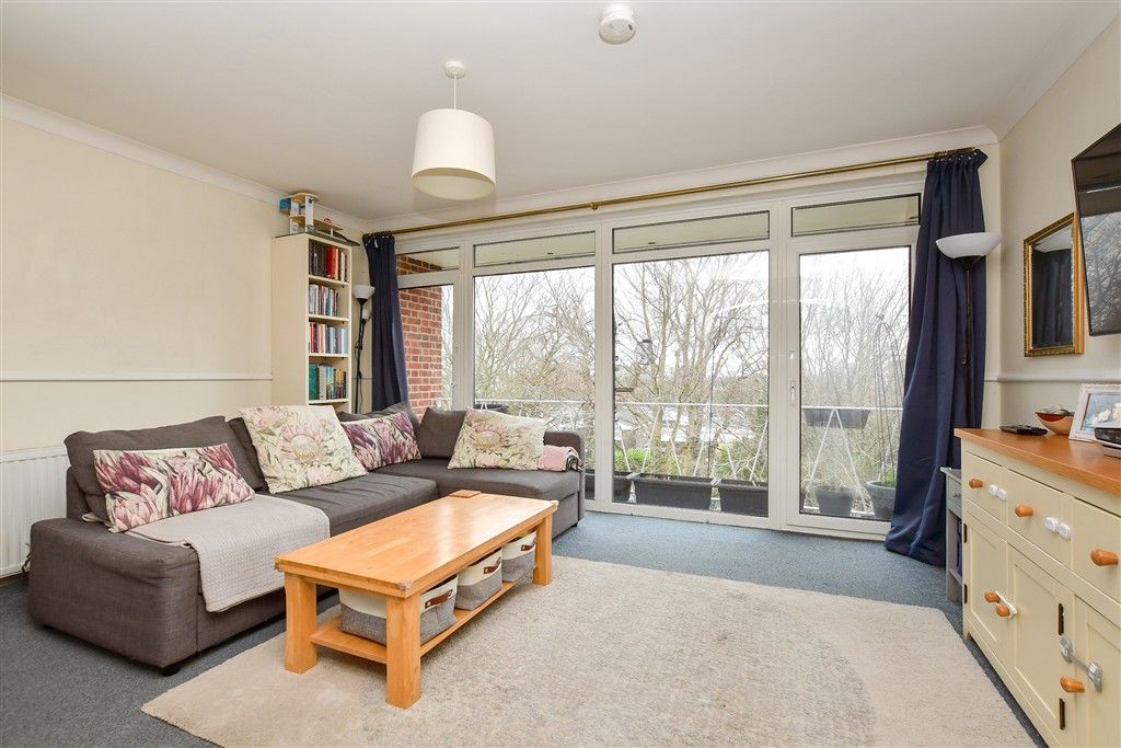 Devonshire Avenue, Sutton, Surrey SM2, 2 bed flat for sale, £330,000 ...