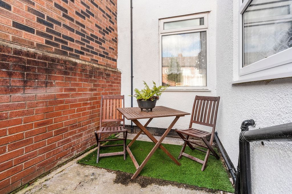 Junction Lane, St. Helens WA9, 3 bed terraced house for sale, £125,000 ...