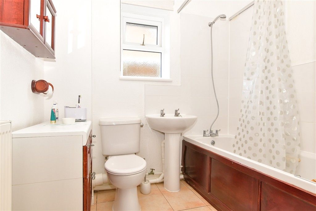 Shepherds Gate, Hempstead, Gillingham, Kent ME7, 2 bed semi-detached ...