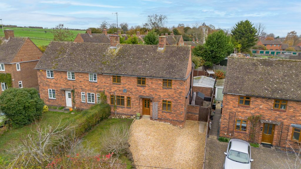 Plough Lane, Bishops Itchington, Southam CV47, 4 bed semi-detached ...