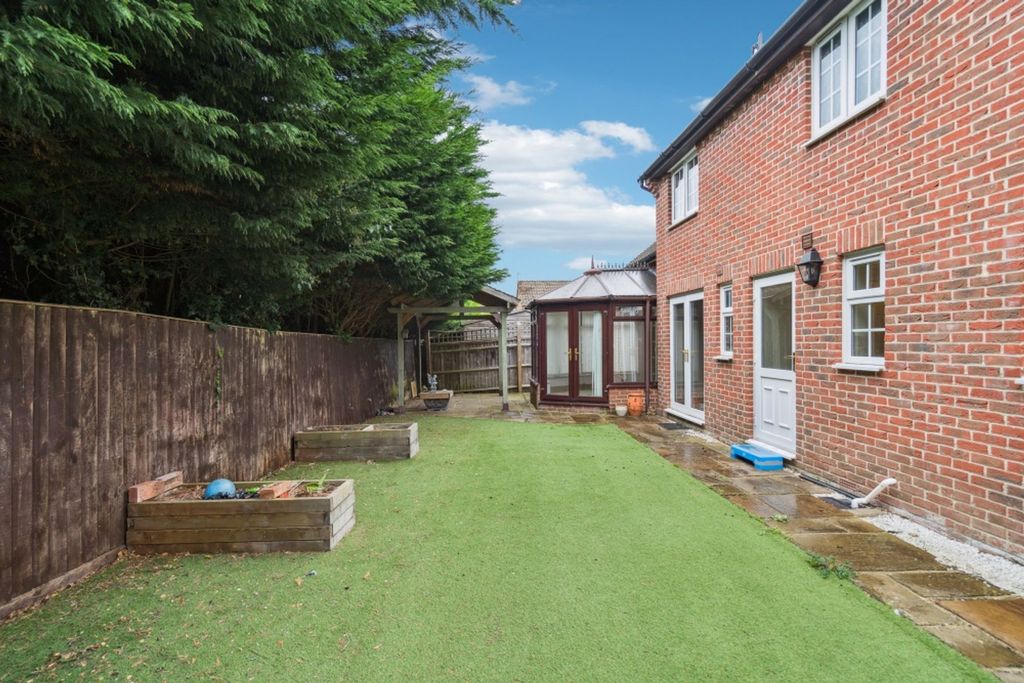 Lacey Drive, Naphill HP14, 4 bed detached house for sale, £750,000 ...