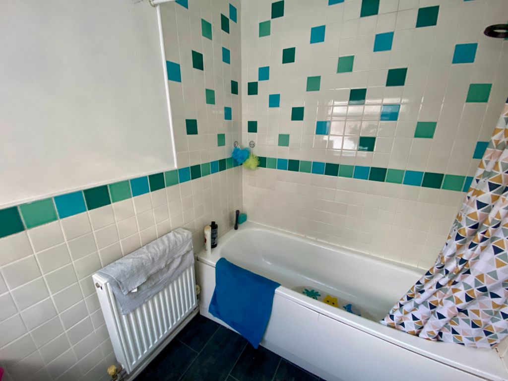 Springfield Road, Grantham NG31, 3 bed terraced house for sale, £ ...