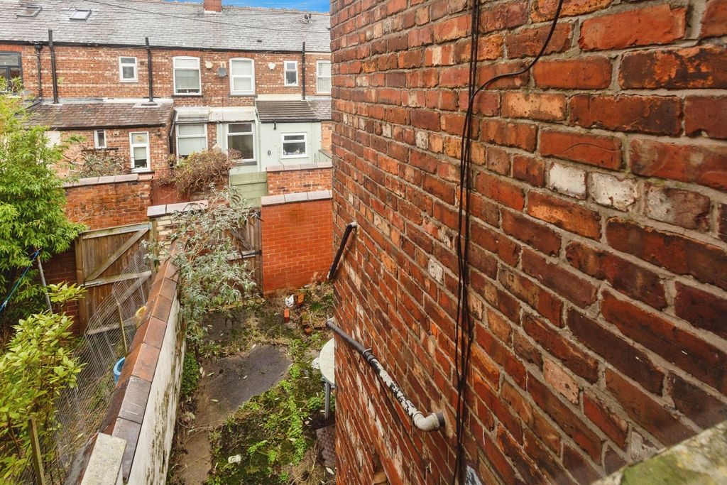 Wansford Street, Manchester, Greater Manchester M14, 2 bed terraced ...