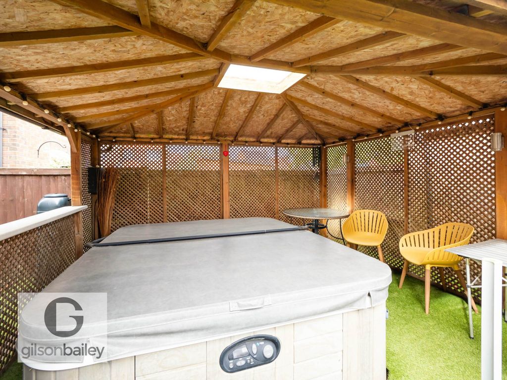 New Road, Catfield NR29, 4 bed detached house for sale, £375,000 ...