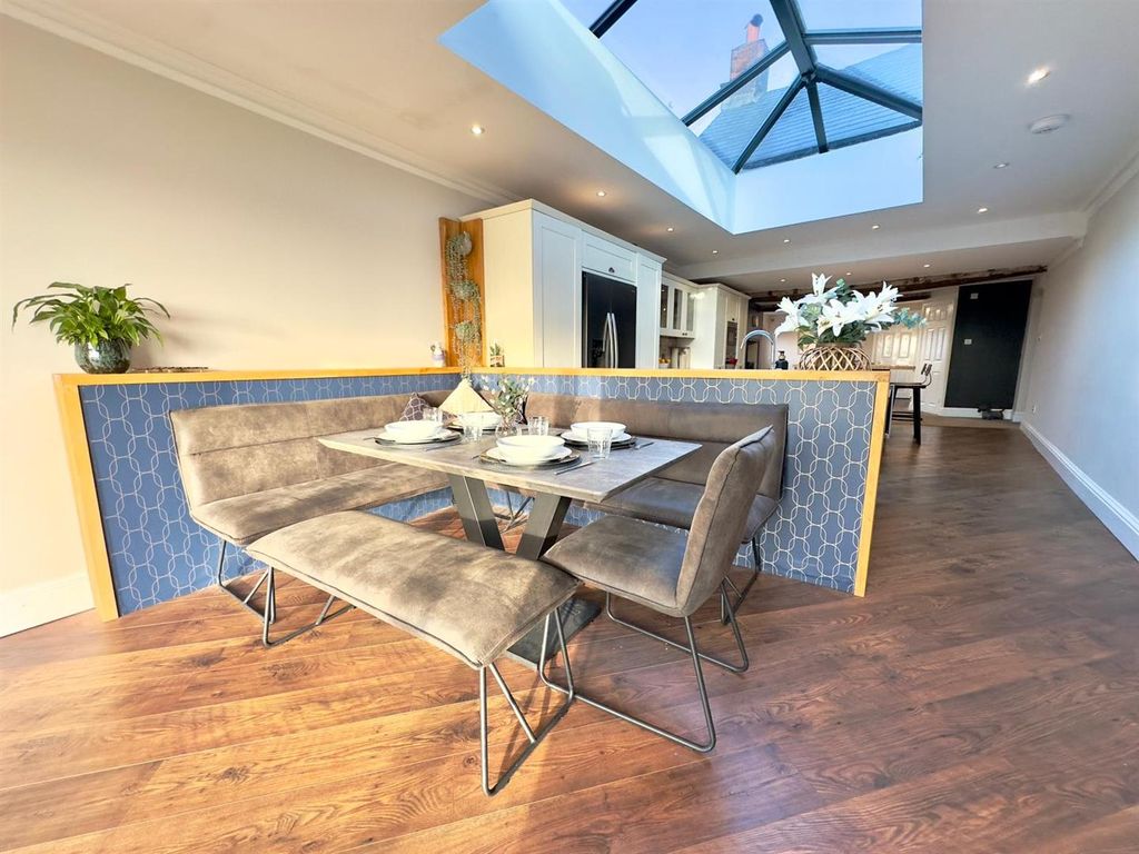 Spring House Farm, Calow, Chesterfield S44, 6 bed detached house for ...