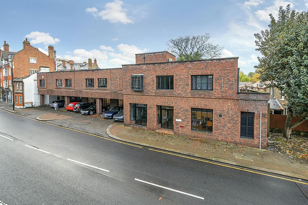 23-35 Hendon Lane, Finchley Central, London N3, Office to let, £110,500 ...