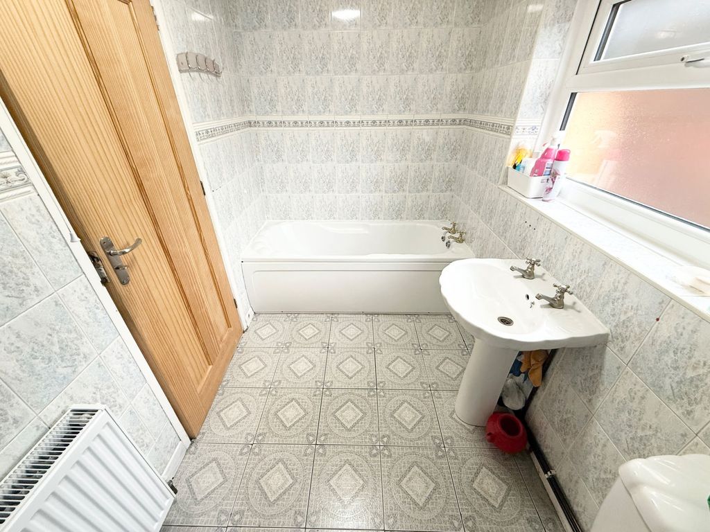 Cemetery Road, Lye, Stourbridge DY9, 2 bed end terrace house for sale ...