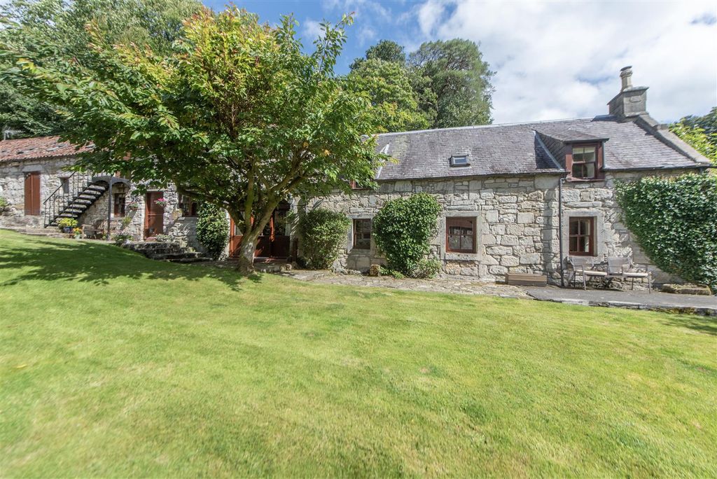 Muckhart Mill Farmhouse, Dollar FK14, 4 bed detached house for sale, £ ...