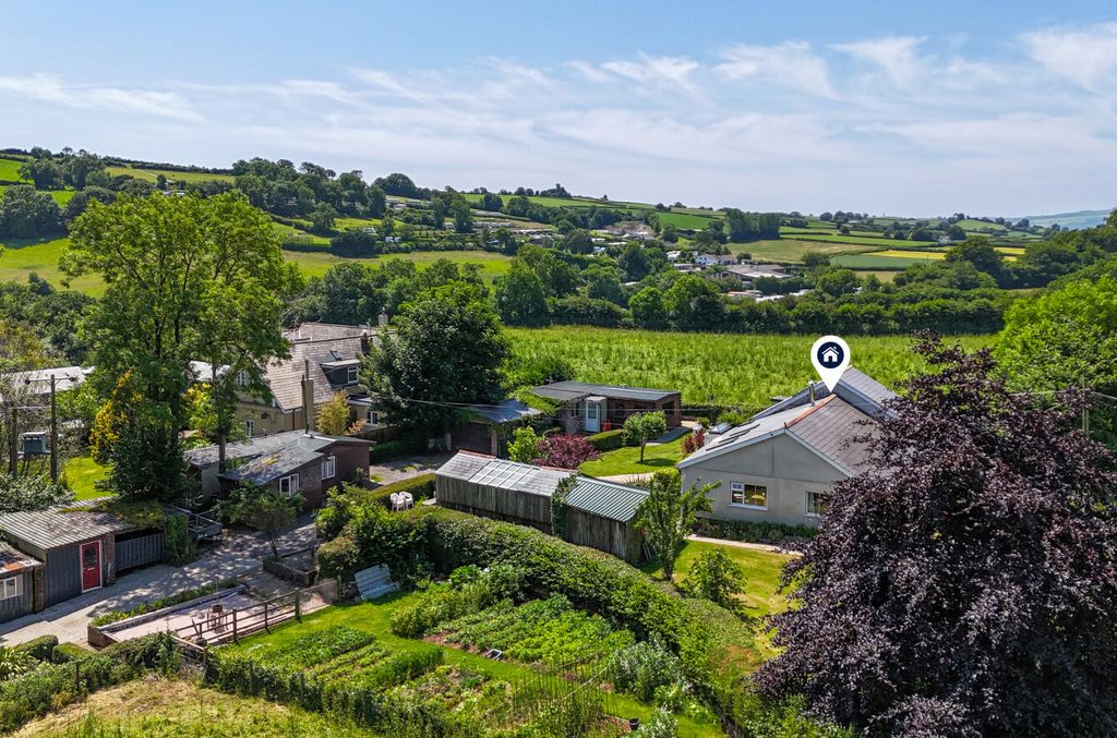 Caton, Ashburton, Newton Abbot, Devon TQ13, 3 bed bungalow for sale, £ ...