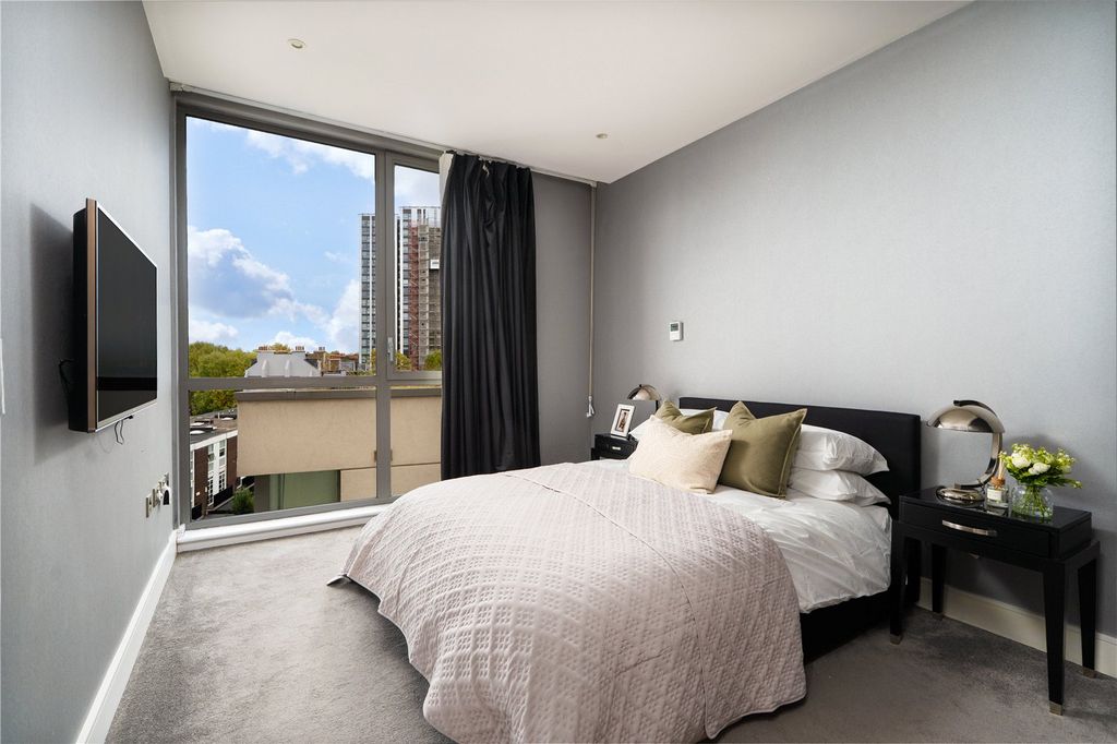 Winchester Road, Swiss Cottage, London NW3, 2 bed flat for sale, £ ...
