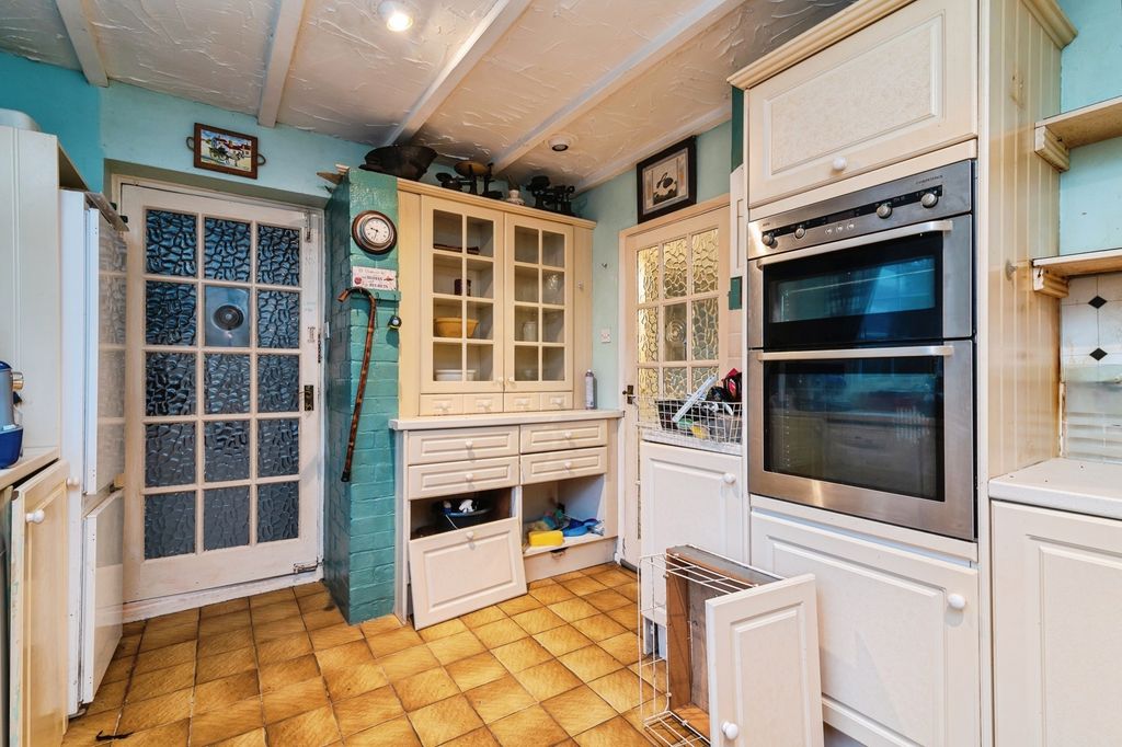 Colwick Park Close, Colwick, Nottingham, Nottinghamshire NG4, 4 bed ...