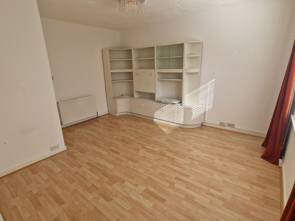 Carnock Crescent, Barrhead G78, 2 bed flat for sale | PrimeLocation
