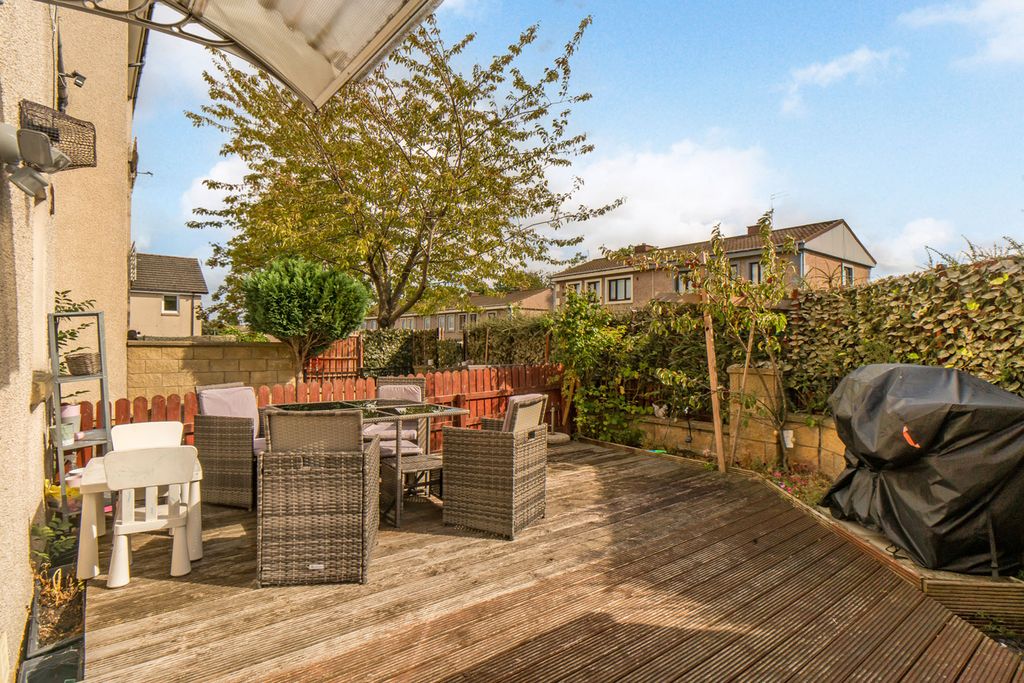 20A Saughton Mains Gardens, Saughton, Edinburgh EH11, 3 bed end terrace ...