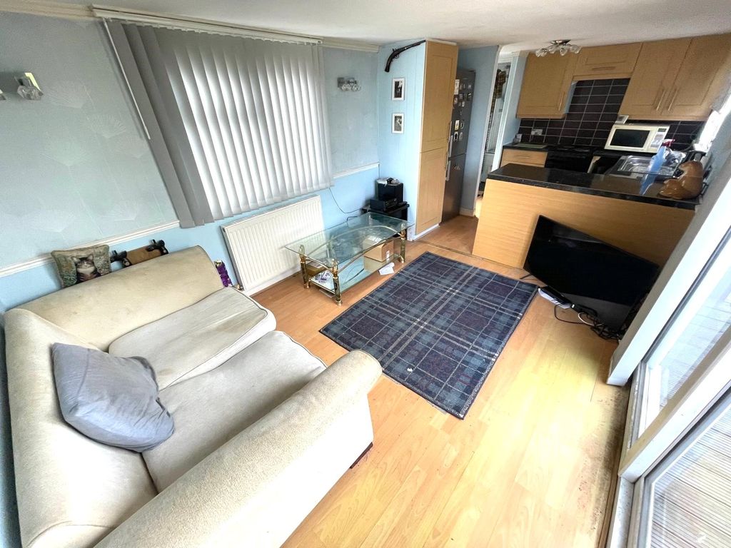 Crouch Park, Pooles Lane, Hullbridge, Hockley SS5, 1 bed mobile/park ...
