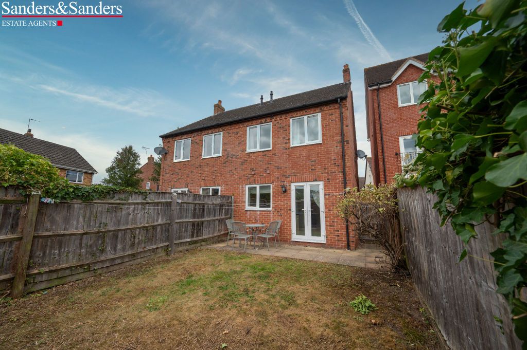 Flax Close, Alcester B49, 3 bed semi-detached house for sale, £289,950 ...