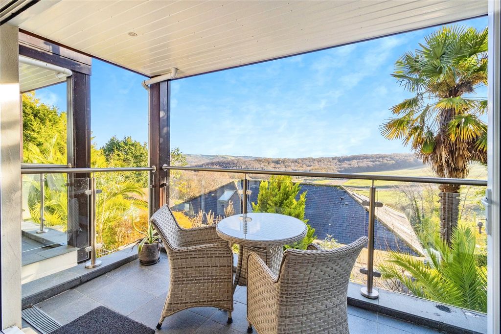 South Road, Newton Abbot, Devon TQ12, 2 bed flat for sale, £270,000 ...