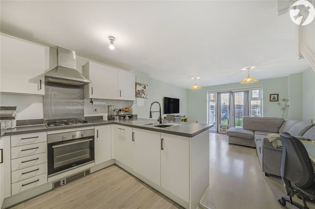 Muir Drive, Dartford, Kent DA1, 2 bed semi-detached house for sale, £ ...