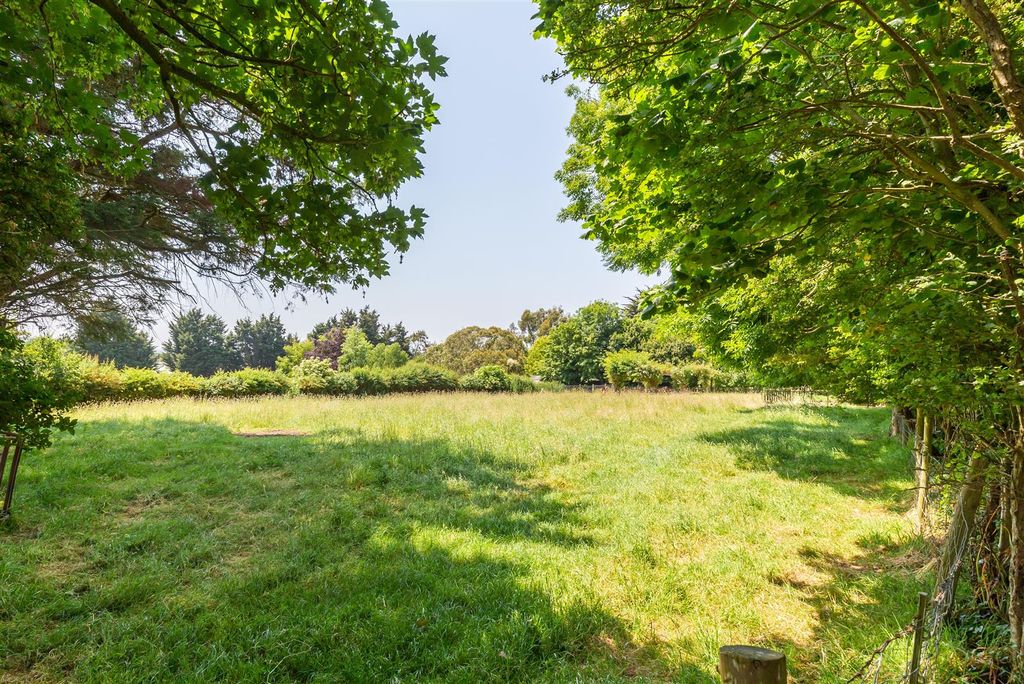 Merstone, Isle Of Wight PO30, 4 bed detached house for sale, £1,100,000 ...