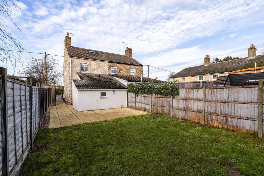 Lincoln Road, Metheringham, Lincoln LN4, 2 bed end terrace house for ...