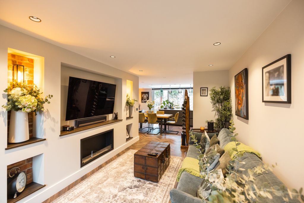 La Vigne, St. Peter Port, Guernsey GY1, 3 bed semi-detached house for ...