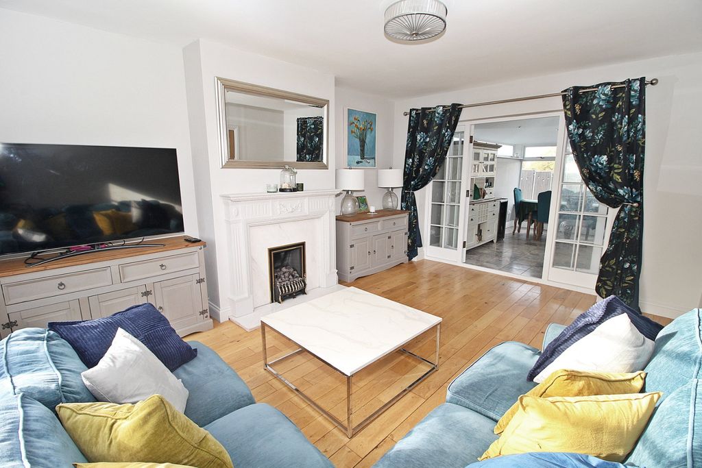 Manor Close, Westoning MK45, 4 bed semi-detached house for sale, £ ...