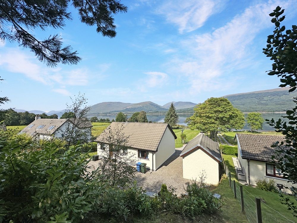 Blaich, Fort William, Inverness-Shire PH33, 2 bed detached bungalow for ...