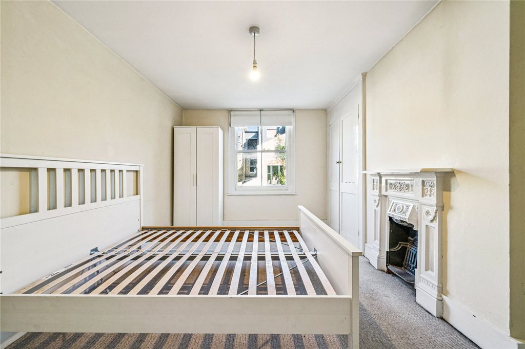 Cicada Road, London SW18, 2 bed detached house for sale, £575,000 ...
